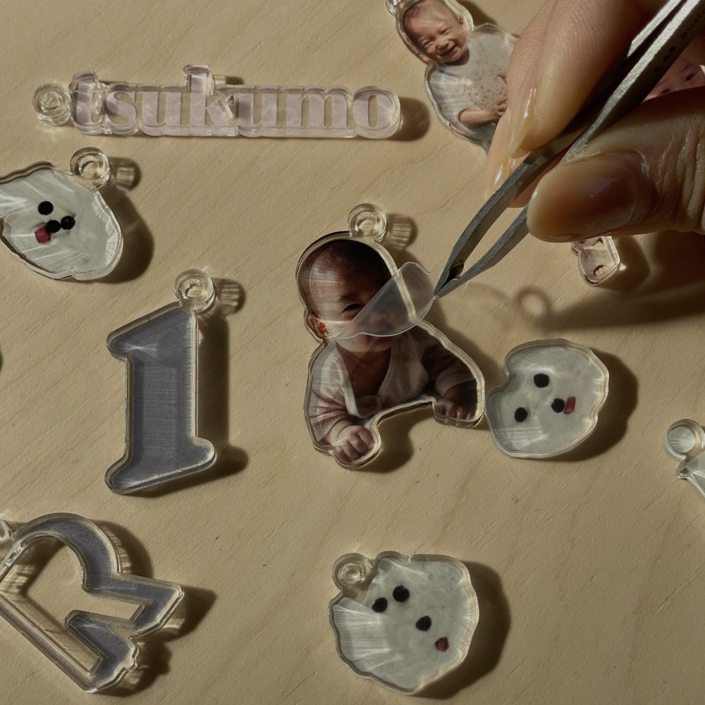 推し活捗る♡今話題のアプリ「ACRY」でオリジナルアクキー作りをレポート | HugMug