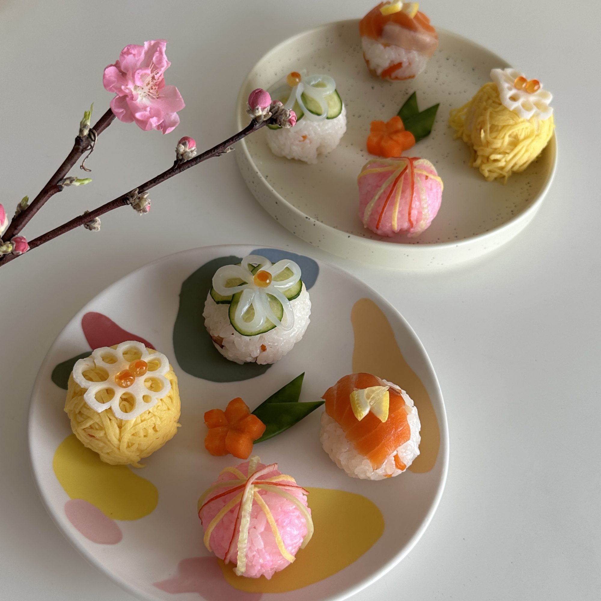 ひなまつりパーティーレシピの決定版！手毬寿司4種と桜香るミルクプリン | HugMug