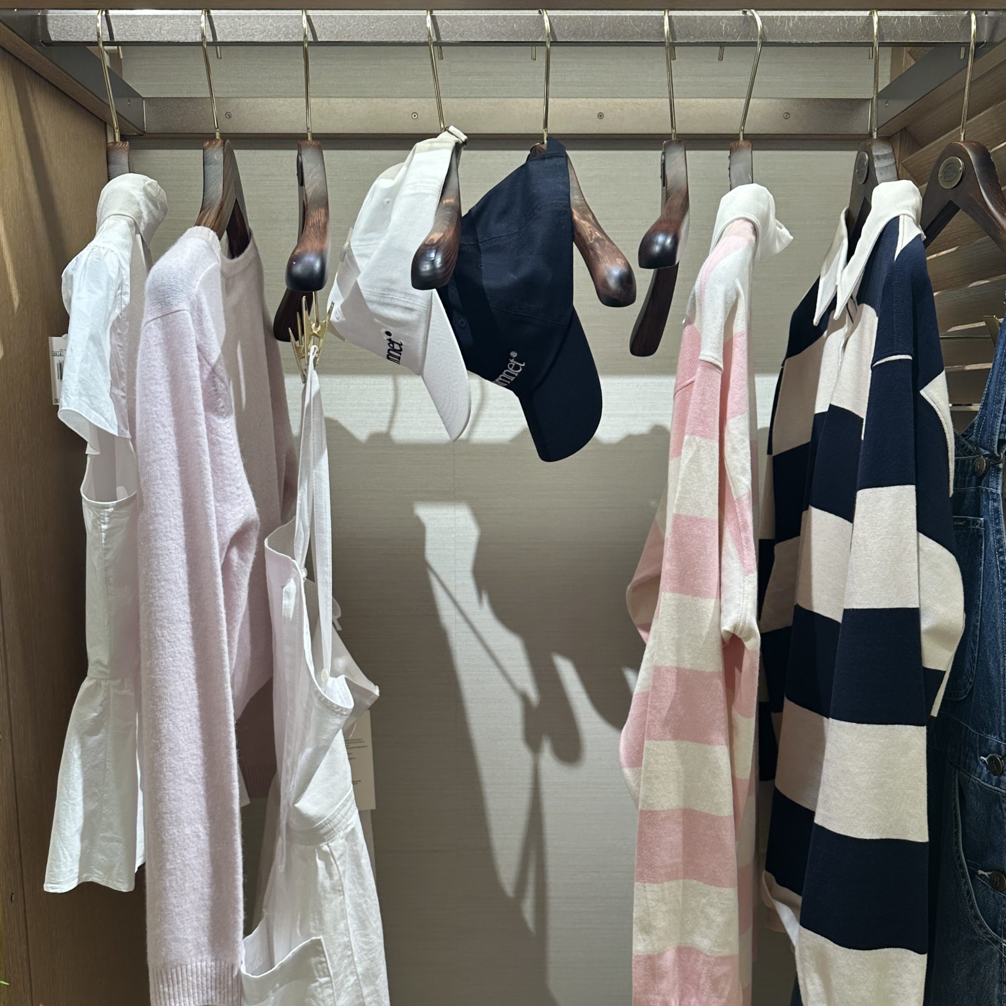 The barnnet pop-up store in TOKYO | HugMug