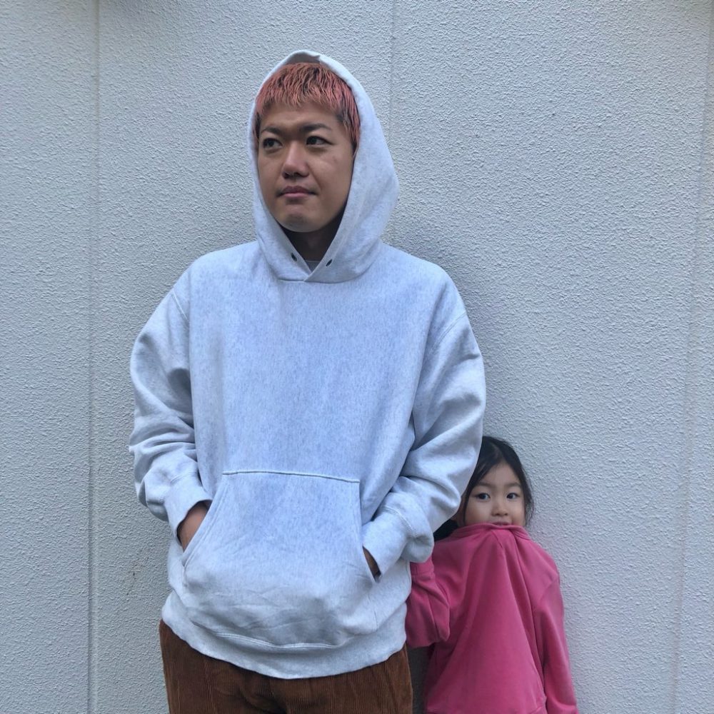 GUのバズりアイテム「ヘビーウェイトスウェットパーカー」がアツい！夫婦でお揃いにも | HugMug