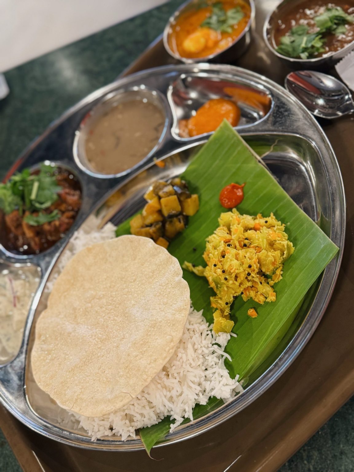 【子連れランチ】今話題の二子玉川のフードコート【P.】に行ってみた！座席やおすすめメニューをご紹介！ | HugMug